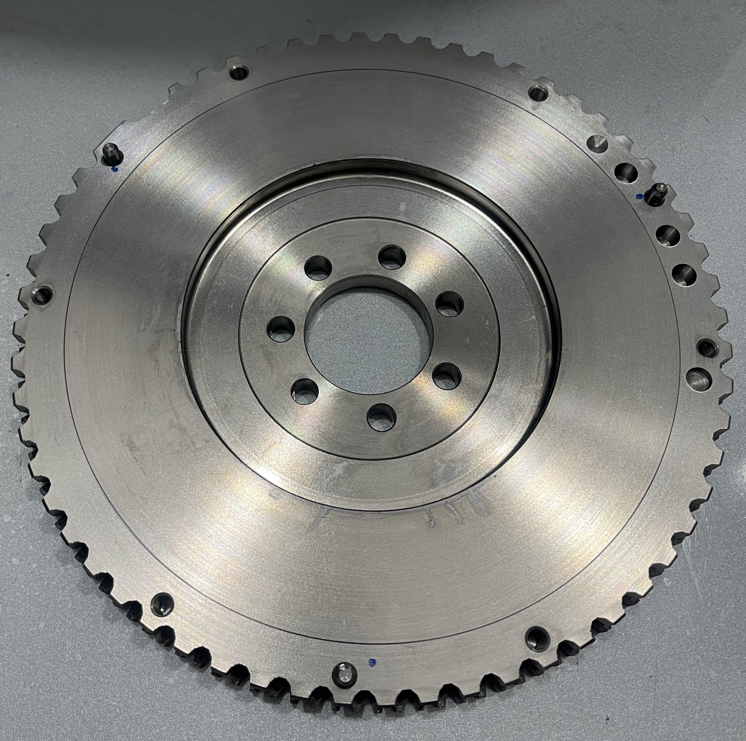 فلایویل ال 90 دنده ای اصلی RENAULT شماره فنی 7700100457 - لوازم یدکی سیمرغ